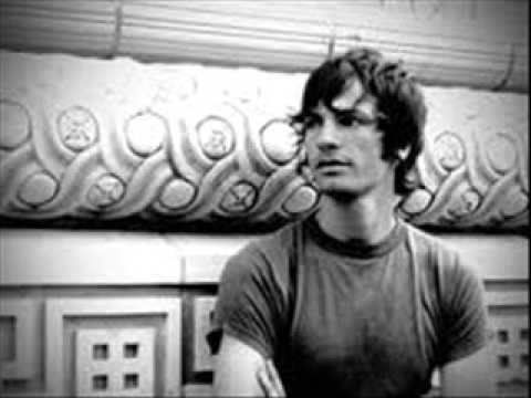 PT Walkley - Up the walls - YouTube