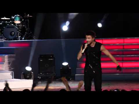 HoReCaLIVE.RU/Муз-ТВ/ Fresh 2012/ Сергей Лазарев/Биение сердца