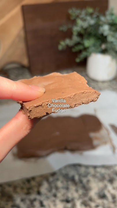 Try This 2 Ingredient Vanilla Chocolate Fudge - YouTube