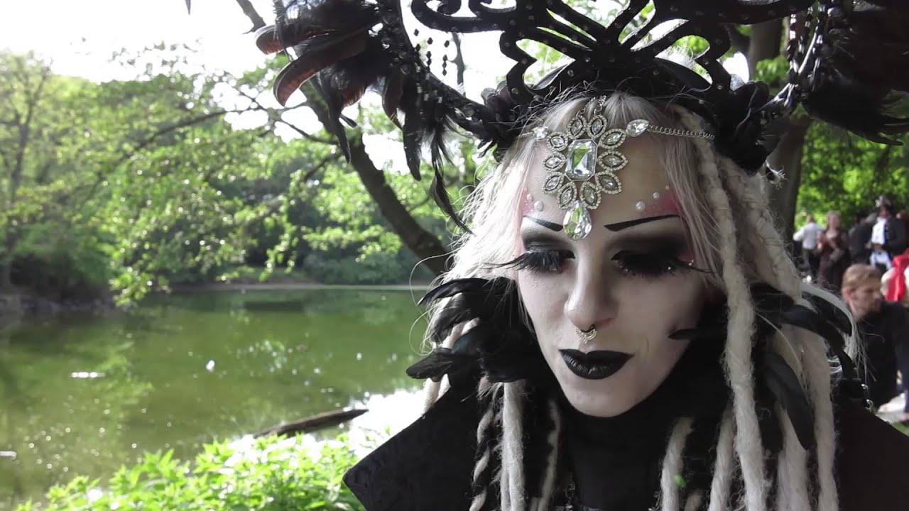 Vorurteile über Gruftis - YouTube