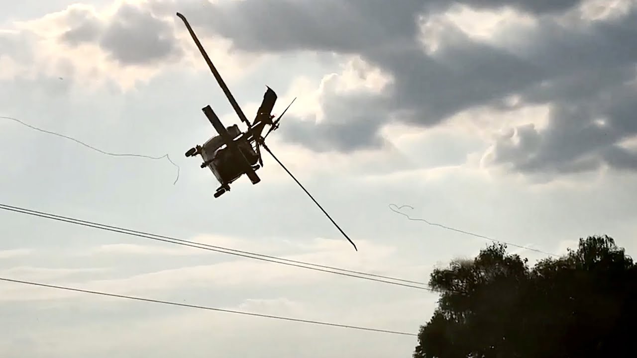 Black Hawk Helicopter Hits Power Lines - YouTube