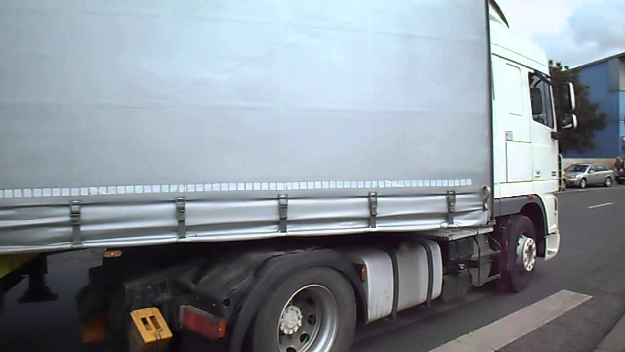 DAF XF 105 - YouTube