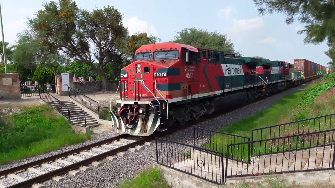 Double Stack Container Train by Ferromex AC4400 4517 4532 - YouTube