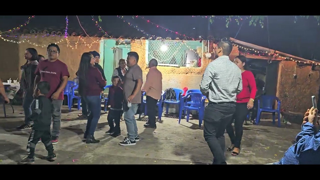 santos pineda y su nueva tribu ; en la providencia gro - YouTube