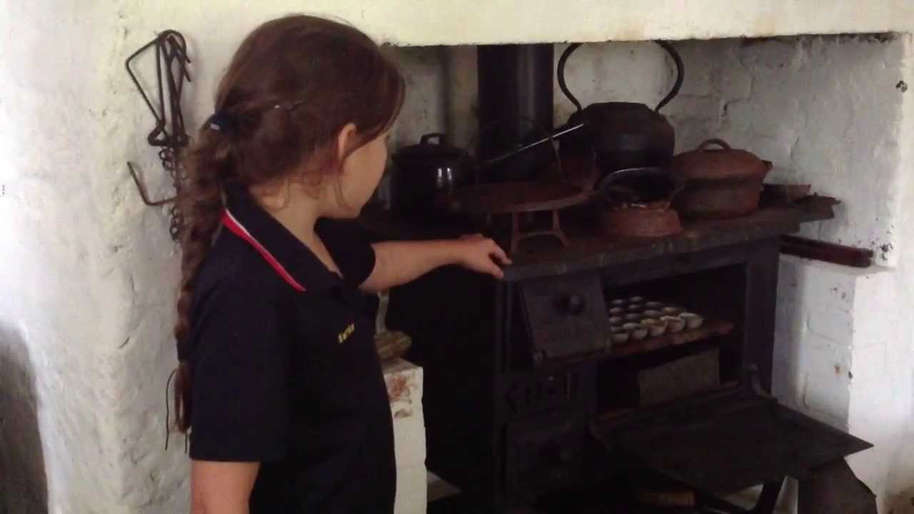 Year 2 Visit Wolston House - YouTube