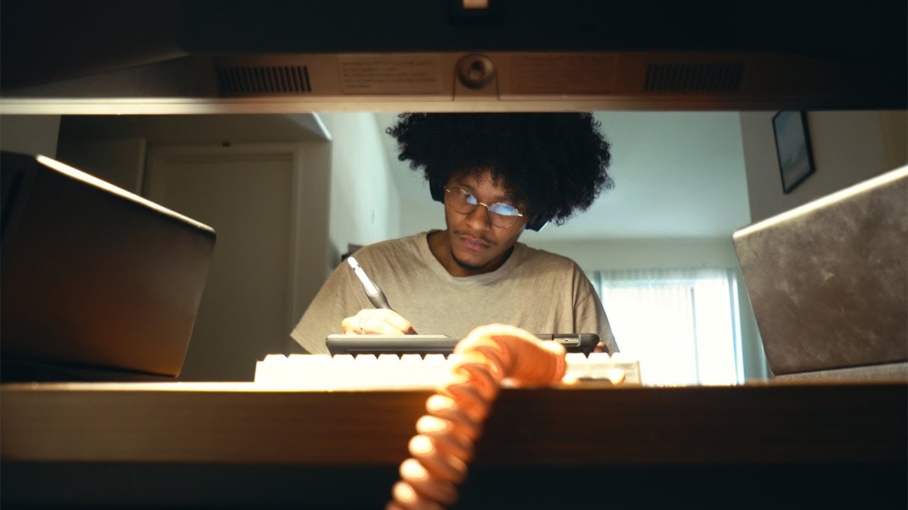 Drawings are stuck inside my head - YouTube