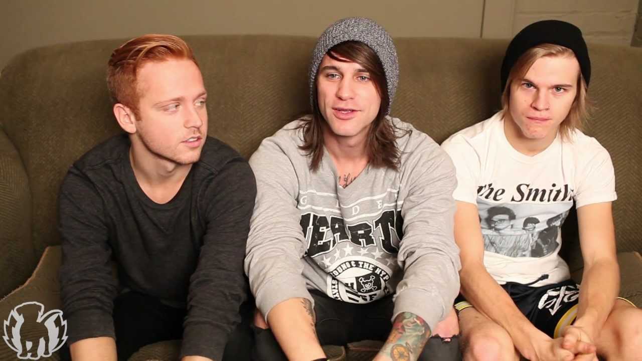 10 Favorite Things with Blessthefall - YouTube
