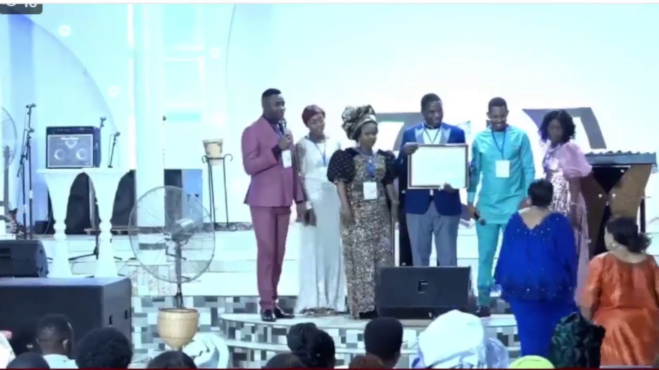 LIVE : SIKU YA MWISHO YA SEMINA : MDHIHIRISHE YESU ALIYE NDANI YAKO ...