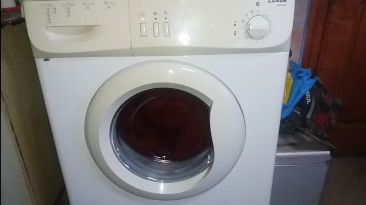 Luxor washing machine 600 rpm unbalanced spin with waterlock - YouTube