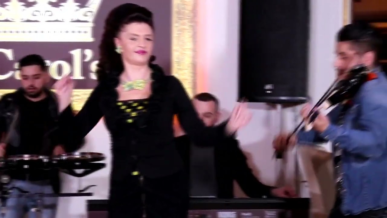 Tavi Pustiu si Randu Alberto 🔺 Hai ca la Bamboo @Chef de Chef - YouTube