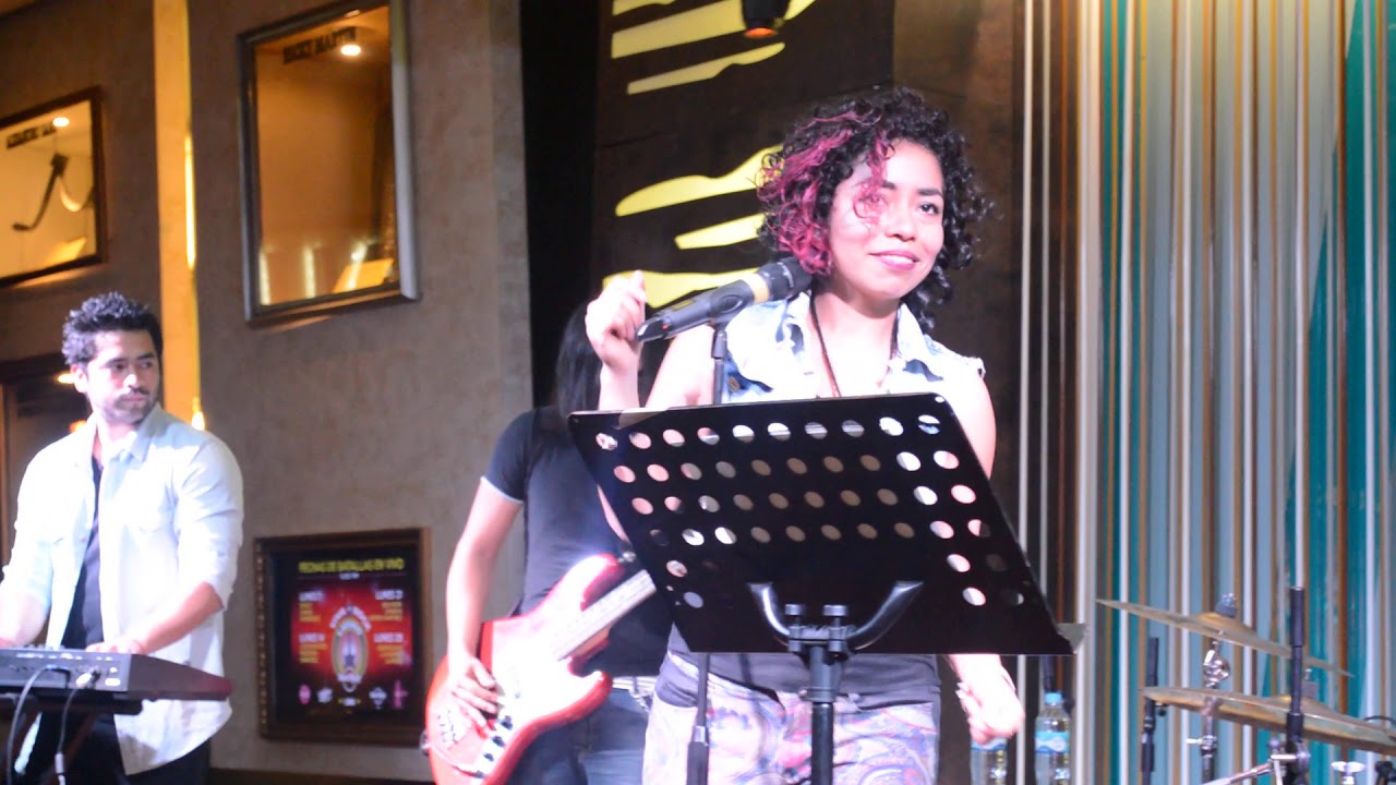 Hot Stuff - Donna Summer - Angélica Pineda y Los Camaleones - Hard Rock ...