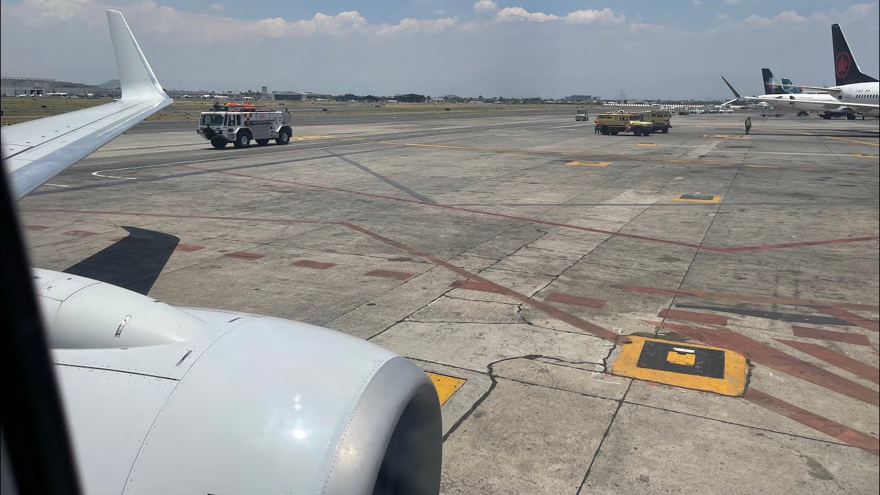 American Airlines: Boeing 737-800: Arriving to MEX: Flight 2546: N907NN ...