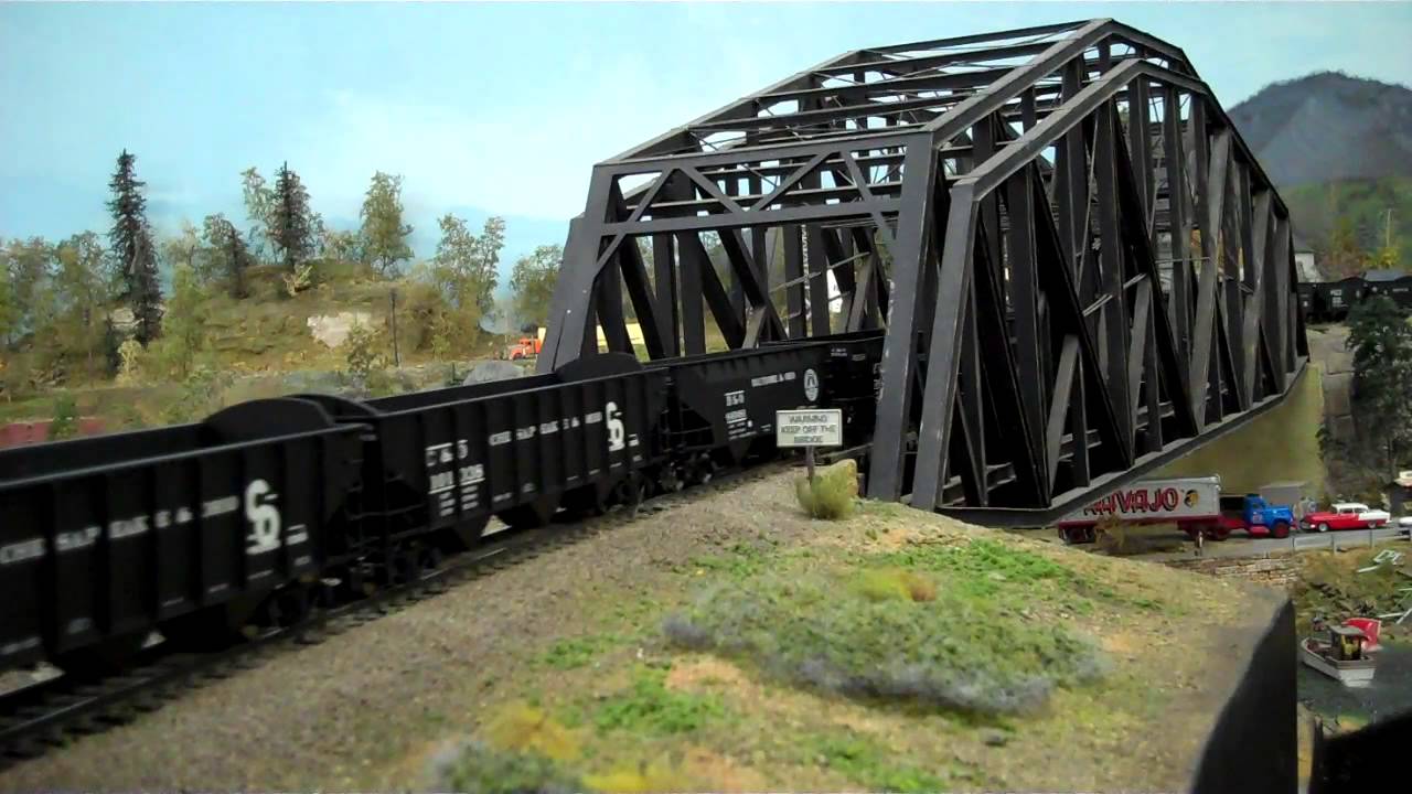 C&O 2 10 4 coal exiting bridge 072810 - YouTube