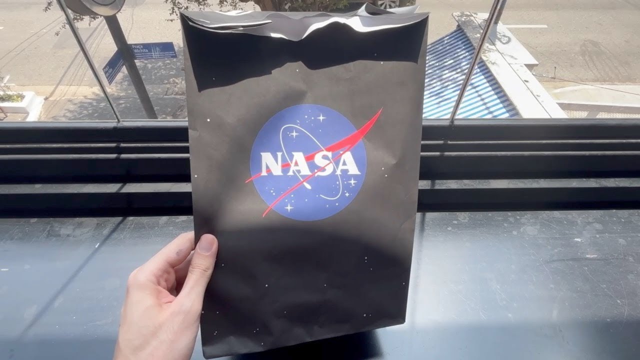 Checking out the new NASA BURGER with SPACE SALT in Brazil - YouTube