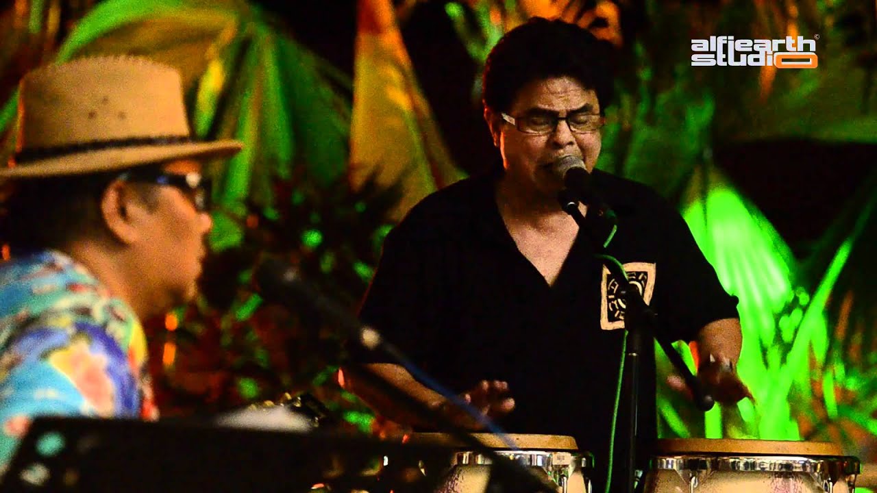 HALIL CHIK LIVE IN BUKIT ANTARABANGSA - YouTube