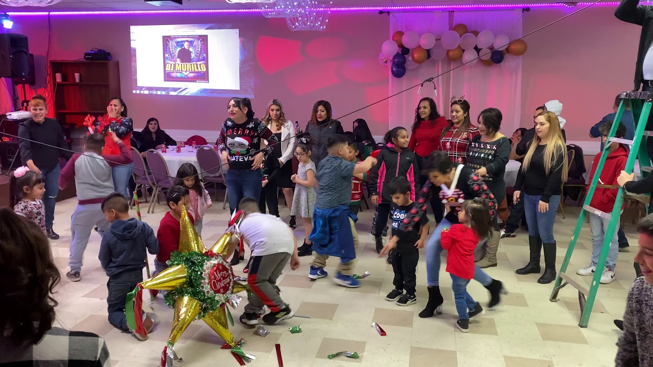 quebrando piñata - YouTube