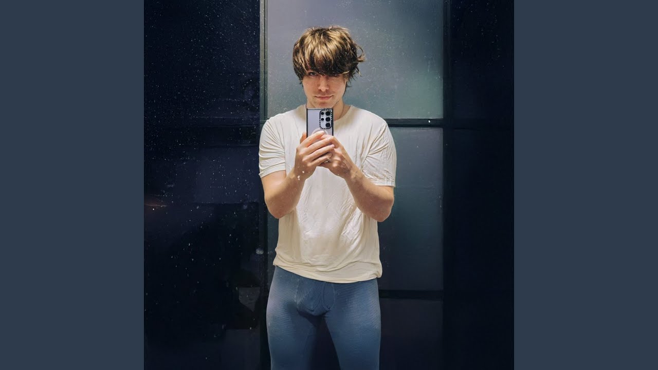 The Laughing Vampire (Instrumental) - YouTube