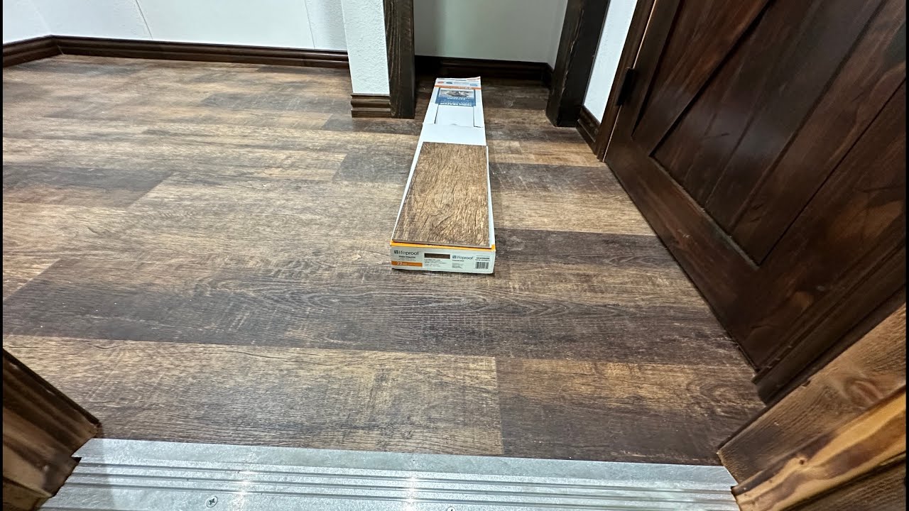 MI PRIMERA VEZ INSTALANDO PISO DE VYNIL( vinyl plank flooring) - YouTube