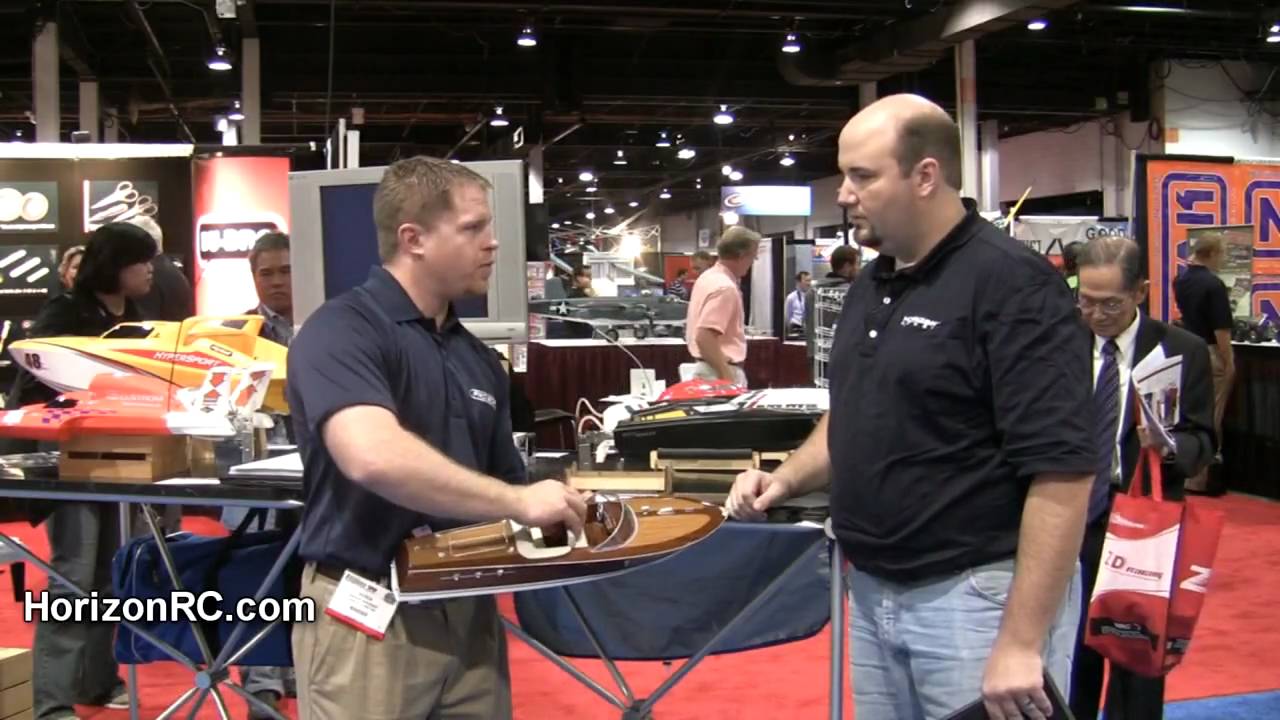 HorizonRC.com Event - iHobby 2009 Interview - Pro Boat Volere - YouTube