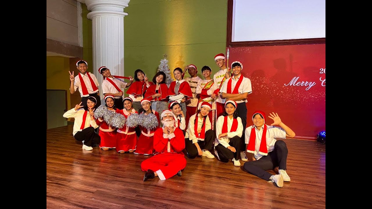 HO Ho Ho Christmas cover Dance By Azalea Stars - YouTube