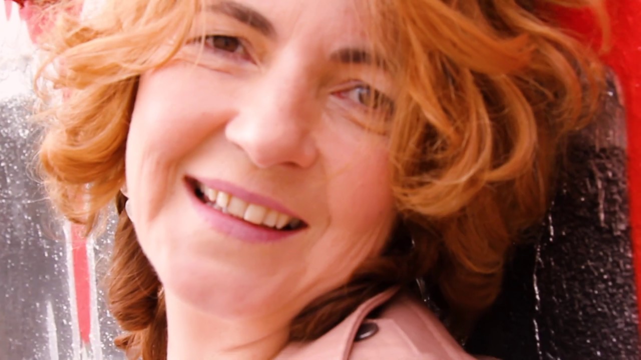 "DONNE MOI TA POMME" - Artiste "MAY EDDA" - YouTube