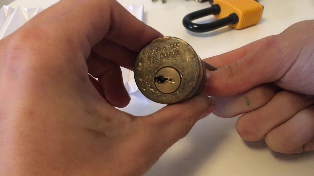 [3] Trioving SEC (6 pin) cylinder picked, gutted and reassembled - YouTube