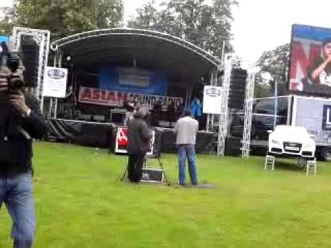 Mitz Mc Preforming At Oldham Mela 2011 (HQ) - YouTube