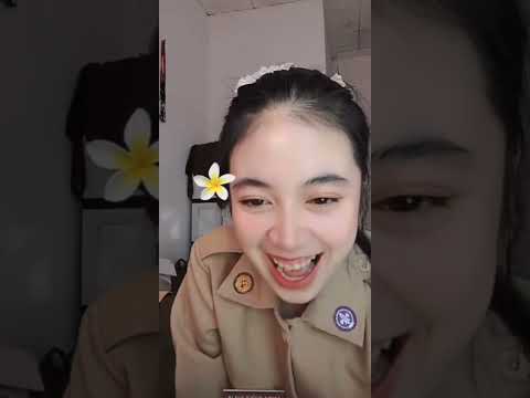 cewek sma hijab pramuka live