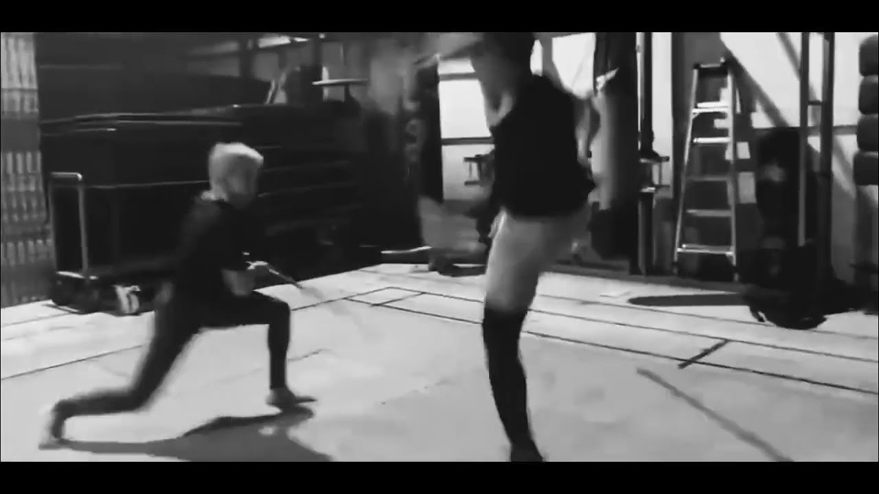 Sword fight scene - YouTube