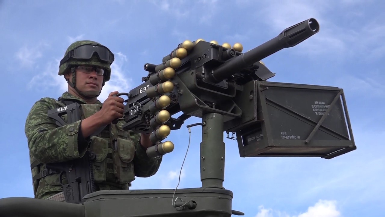 Día del Ejército - Exhibición de vehículos blindados - YouTube