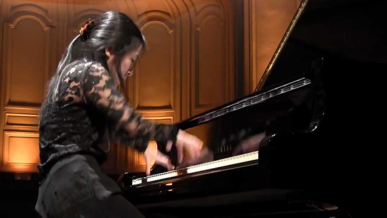 Akiko Okada - YouTube