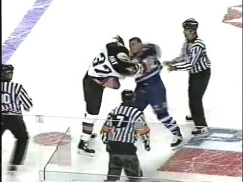 Rob Ray vs Tie Domi Round 8 - YouTube