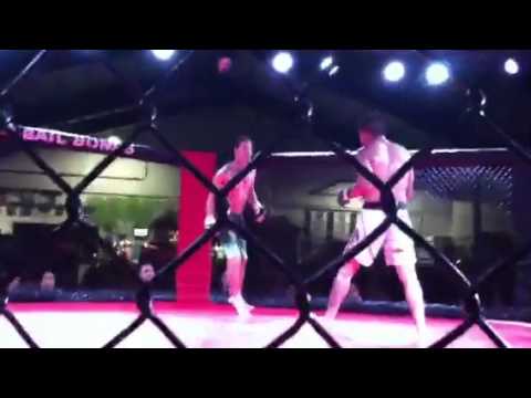 Matt Cano vs. Angel Smith RND1 - YouTube
