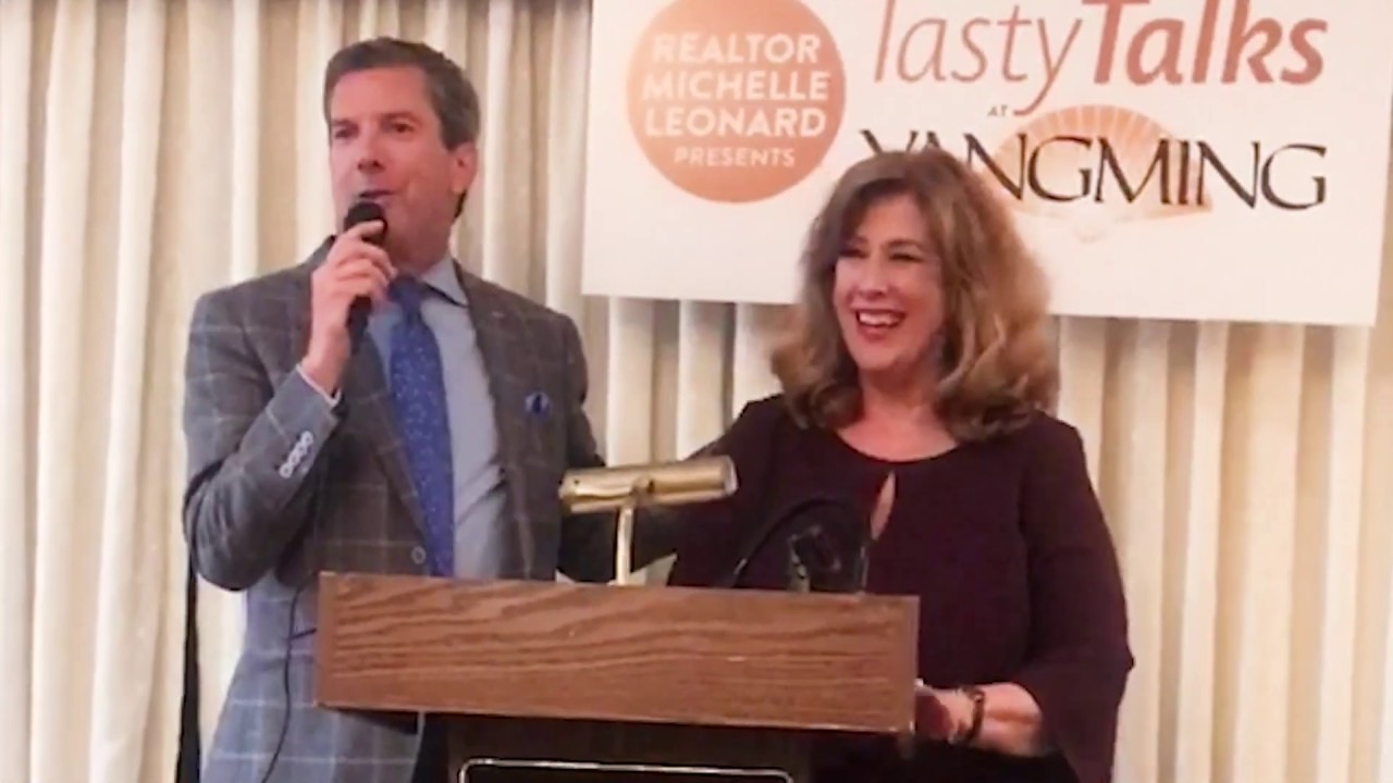 Bob Kelly riffs on how Sue Serio looks in the morning - YouTube