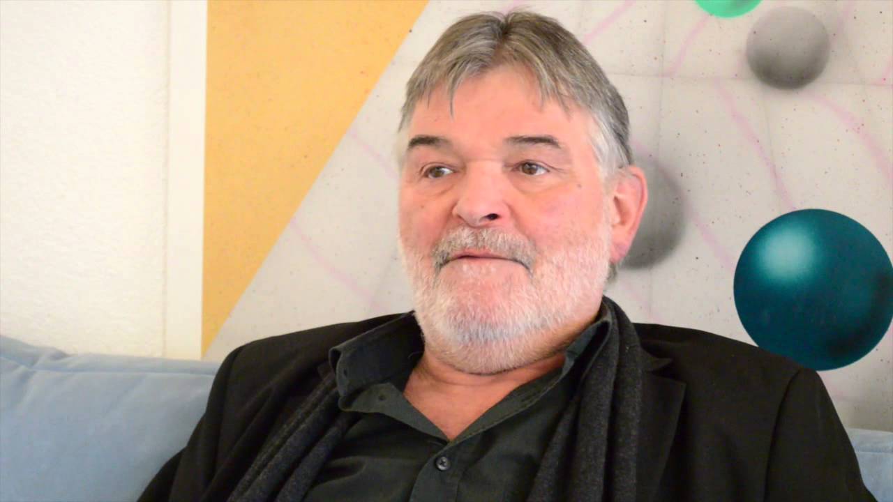 Peter Burkhard über die vergessenen Kinder - YouTube