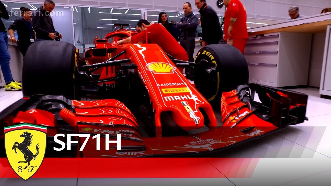SF71H - Stickering - YouTube