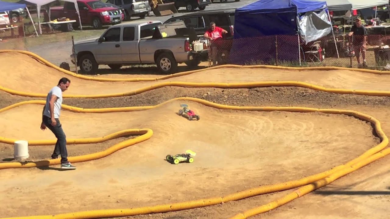 Joshuah's MBX7R and MBX7T at Trains & Lanes Summer Sizzler Race #1 ...