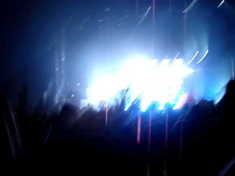 Pendulum - "Countdown/Tarantula" live @ Manchester Apollo - YouTube Music