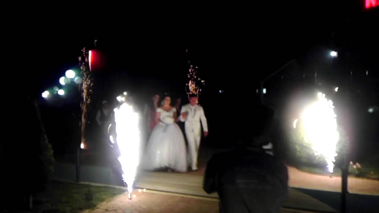 Tupanat e Gllobarit 2015 - YouTube