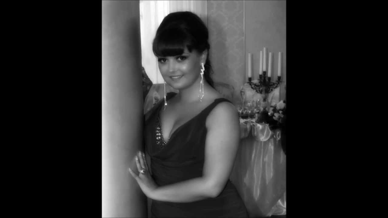 Alexandra Zeller- De ce oare eu te-am cunoscut LIVE - YouTube