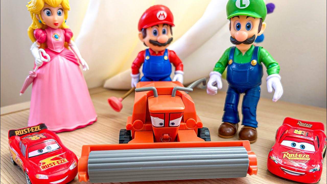 Disney Pixar Cars Frank Escape race track ft. Lightening McQueen, Mario ...