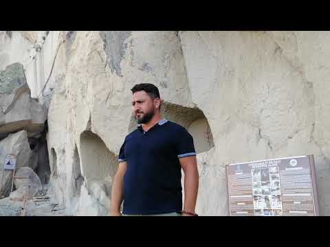 Ihlara vadisinde kuran okuduk hz Meryem i ve hz Zekeriya yı anlatan ayetler okuyan İbrahim Demirhan