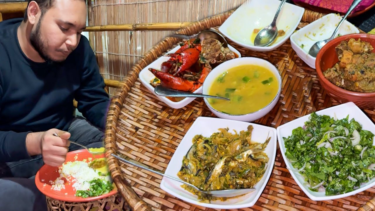 Eating Dinner(Rice & Bamboo Chicken Curry, Chilli Bharta, Crab) With ...