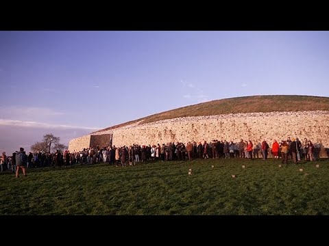 İrlanda'daki Newgrange kış gündönümünde 2.000 ziyaretçi çekti