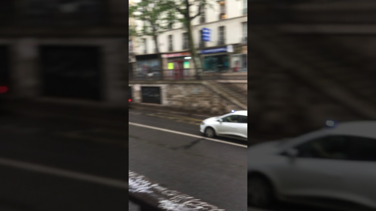 Doppler Shift of French Siren - YouTube