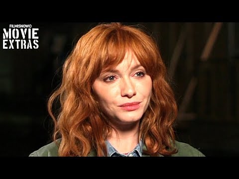 The Strangers: Prey at Night | On-set visit with Christina Hendricks