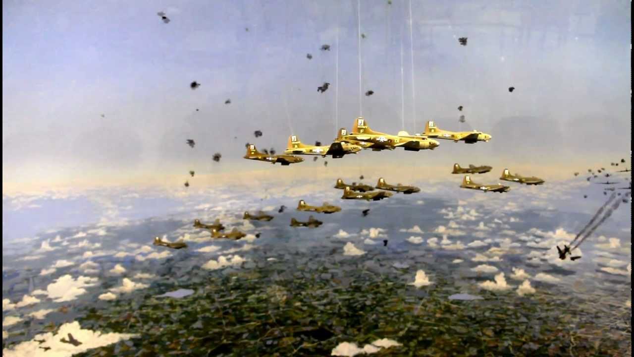 A B17 Diorama of bombing raid over Germany, Pima Air and Space, Tucson ...