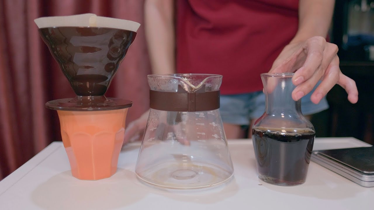 Teknik Menuang Air Dengan Metode Manual Brew - YouTube