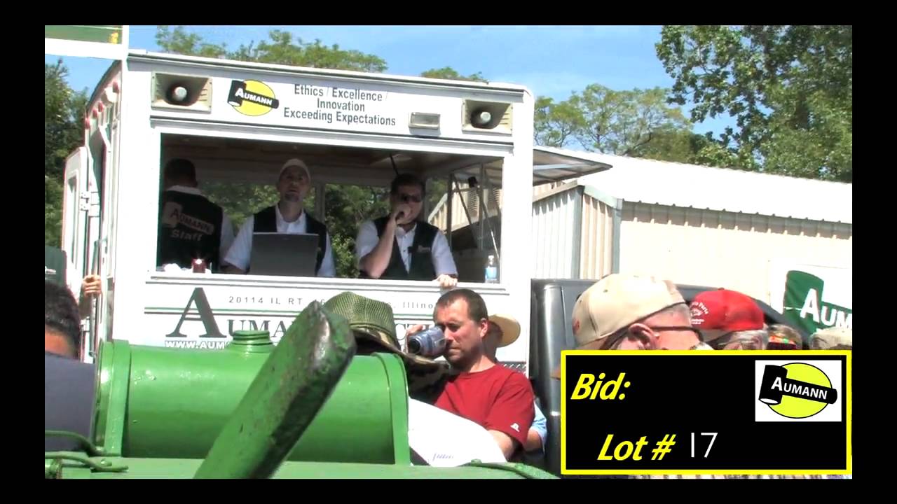 Aumann Auctions - Sylvester Antique Tractor Auction - Auctioning the ...