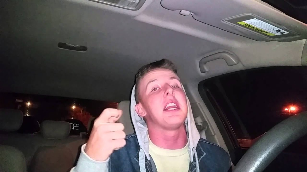 White Guy Rapping In Car - YouTube